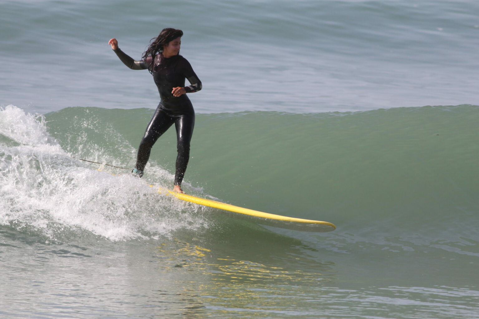 Magic Surfboards rental - WAVES AND GLIDE